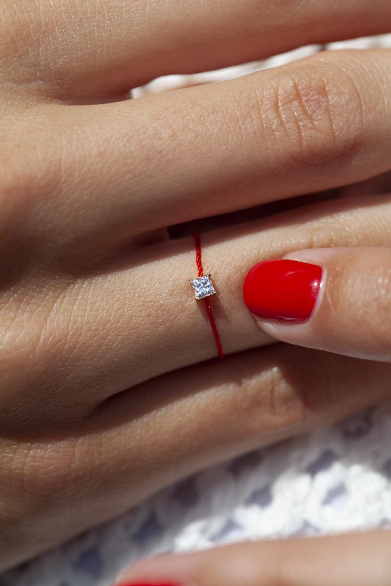 Redline Jewerly - Princesse - String Ring with 0.11ct Princess Diamond ...